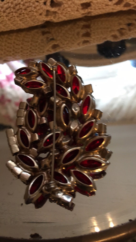 Vintage Juliana Red Rhinestone Brooch RARE - Gem
