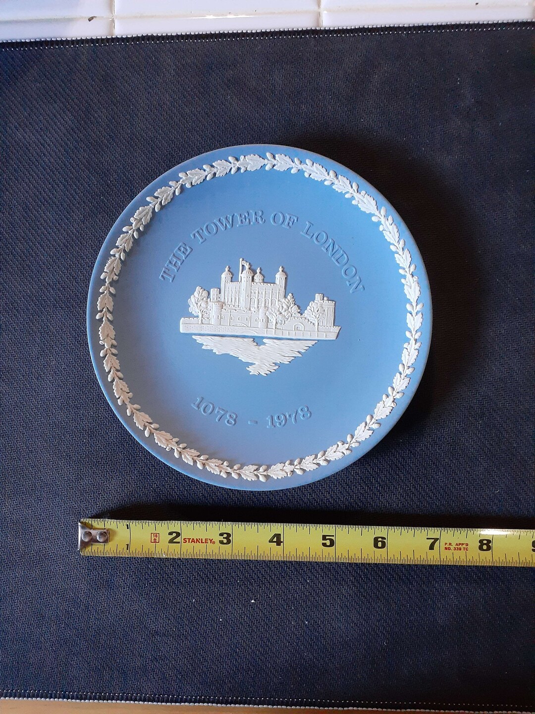 The Tower of London 1078-1978 Blue Jasperware Plate 6-1/2 Wedgwood ...