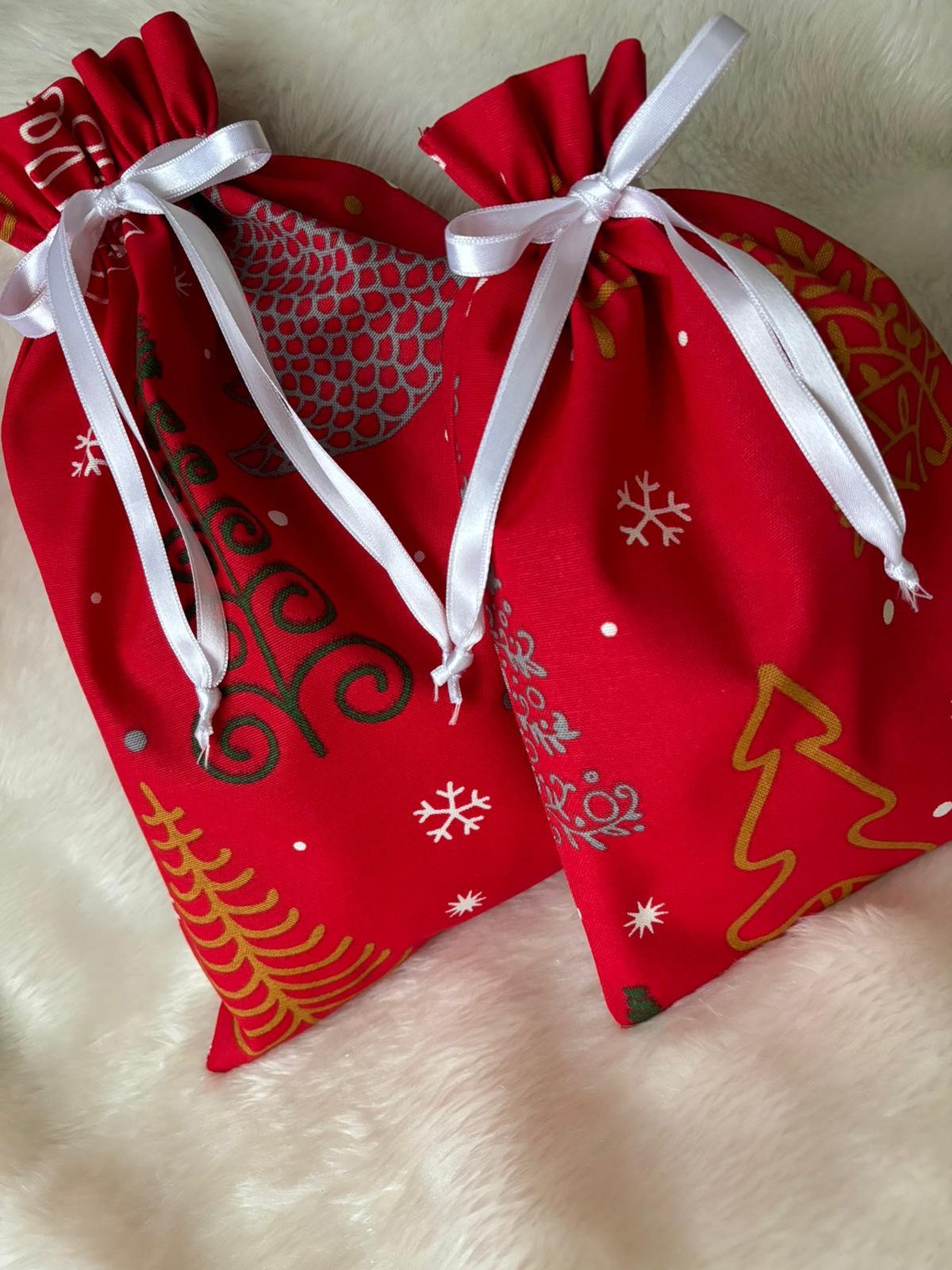 Christmas Tree Red Fabric Gift Bag, Reusable Xmas Drawstring Sack - Etsy
