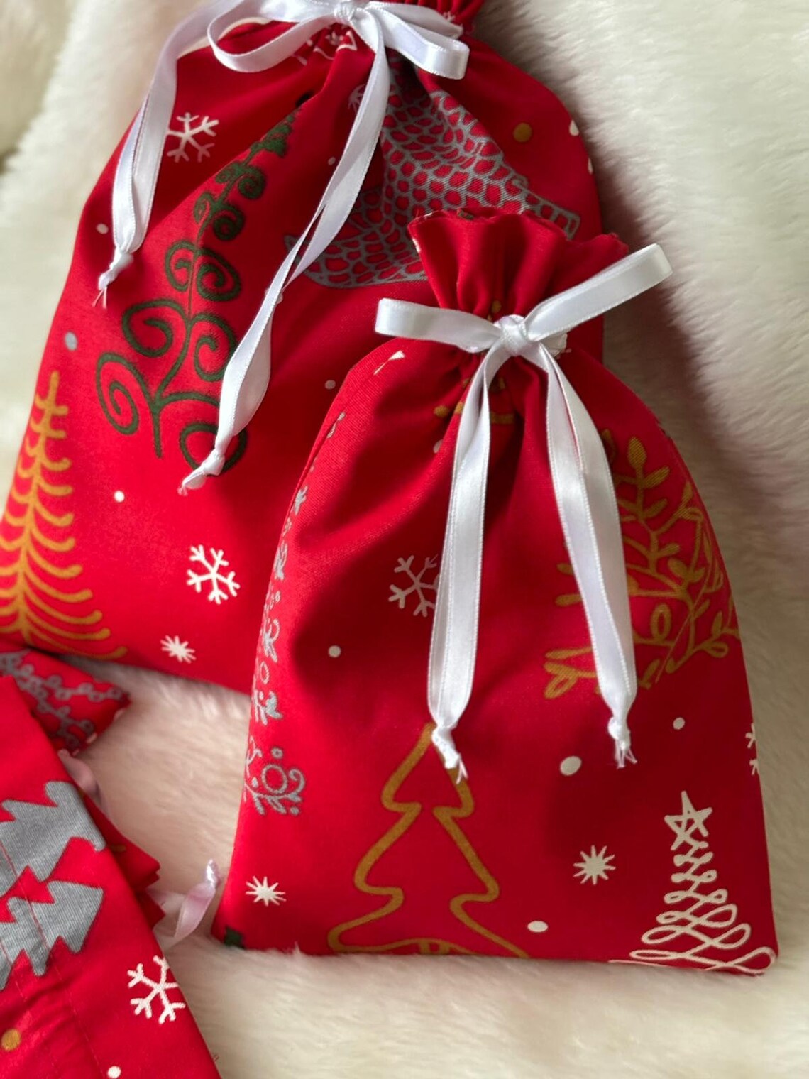 Christmas Tree Red Fabric Gift Bag, Reusable Xmas Drawstring Sack - Etsy