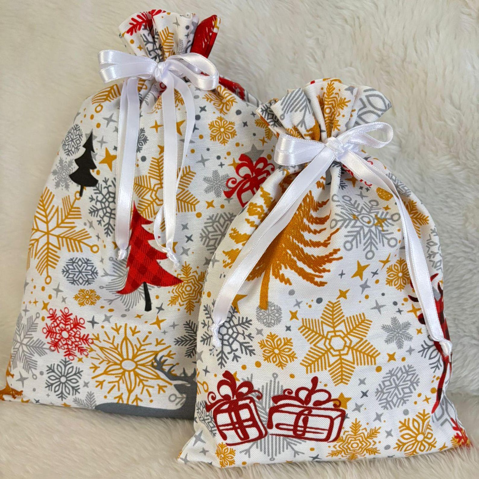 Christmas Gift Bag, Christmas Tree Drawstring Gift Bags, Handcrafted Large Size Reusable Present ...