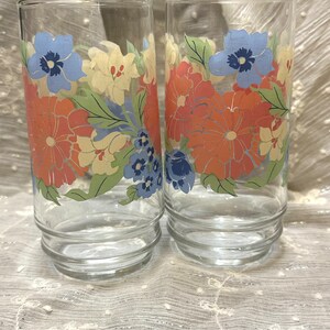 Vintage Pair of Flower Drinking Glasses Floral - Etsy