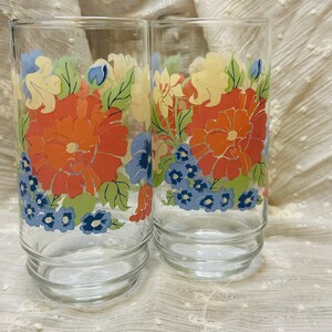 Vintage Pair of Flower Drinking Glasses Floral - Etsy