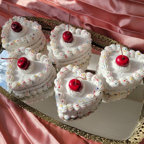 Fake Vintage Heart Cake - Etsy
