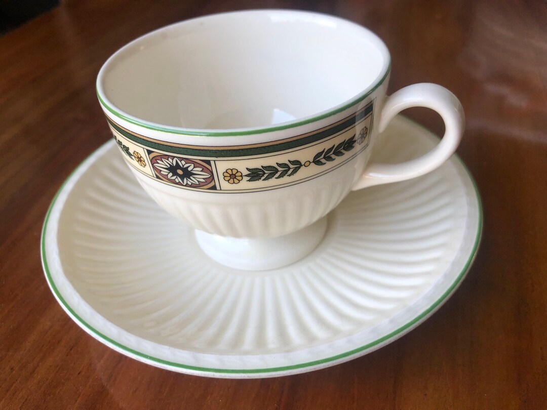 Wedgwood Queensware Carlton Green England Cup and Saucer - Etsy