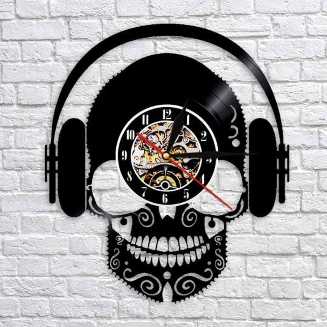 Skull Theme Vinyl Record Black Clock, Handmade Wall Decor for Men ...