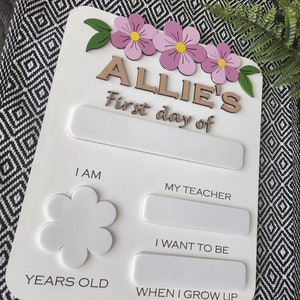 School Photo Prop Flowers, First Day of School Board, First and Last ...