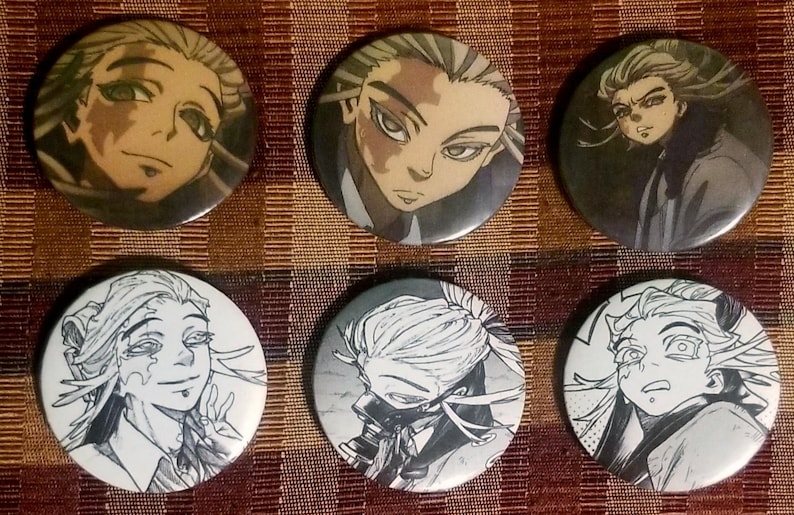 Tamsy Caines Buttons | Gachi Buttons | Anime Pins - Etsy