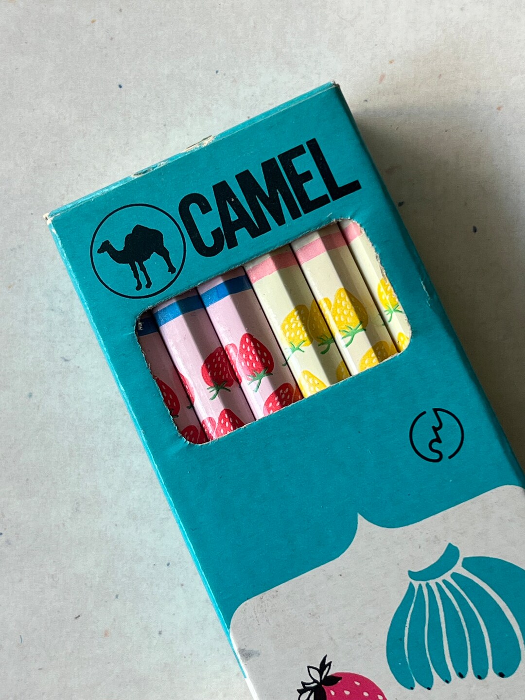Vintage Camel Japan Pencil Set - Etsy