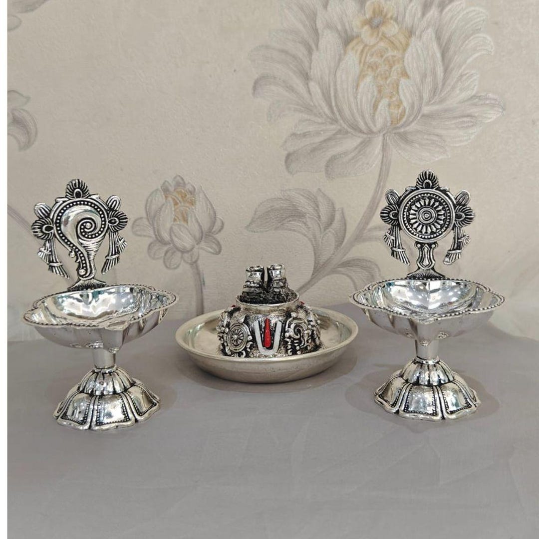 Antique Paadam With Sanku Chakra Diyas - Etsy