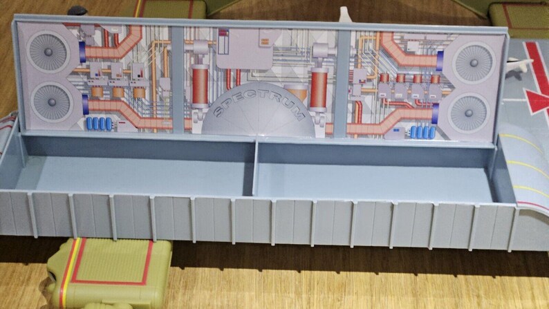 Captain Scarlet Spectrum Cloud Base and Box Damaged Working Sounds ...