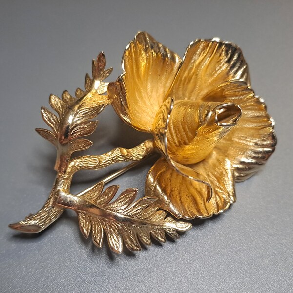 Giovanni Rose Brooch - Etsy