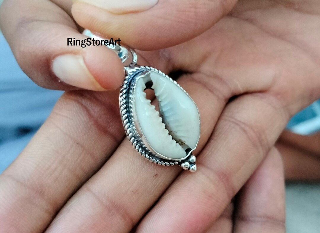 New Cowrie Shell Pendant, Shell Pendant, Cowrie Pendant, Natural Cowrie ...