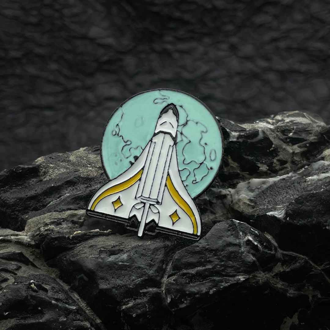 The Last of Us 2 Ellie Space Rocket Pin/keychain/necklace TLOU 2 Ellie ...