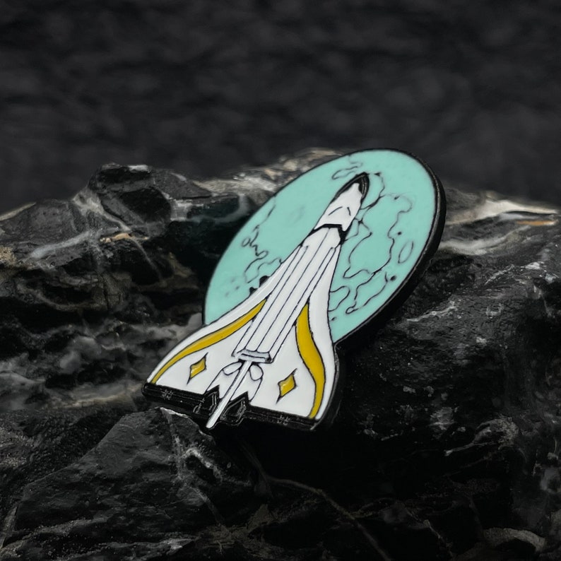 The Last of Us 2 Ellie Space Rocket Pin/keychain/necklace - Etsy