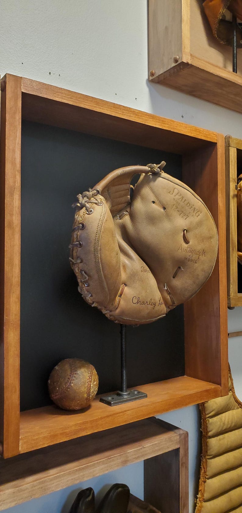 Vintage Catchers Mitt Stars in This Shadowbox Decor Piece. Ideal Gift ...