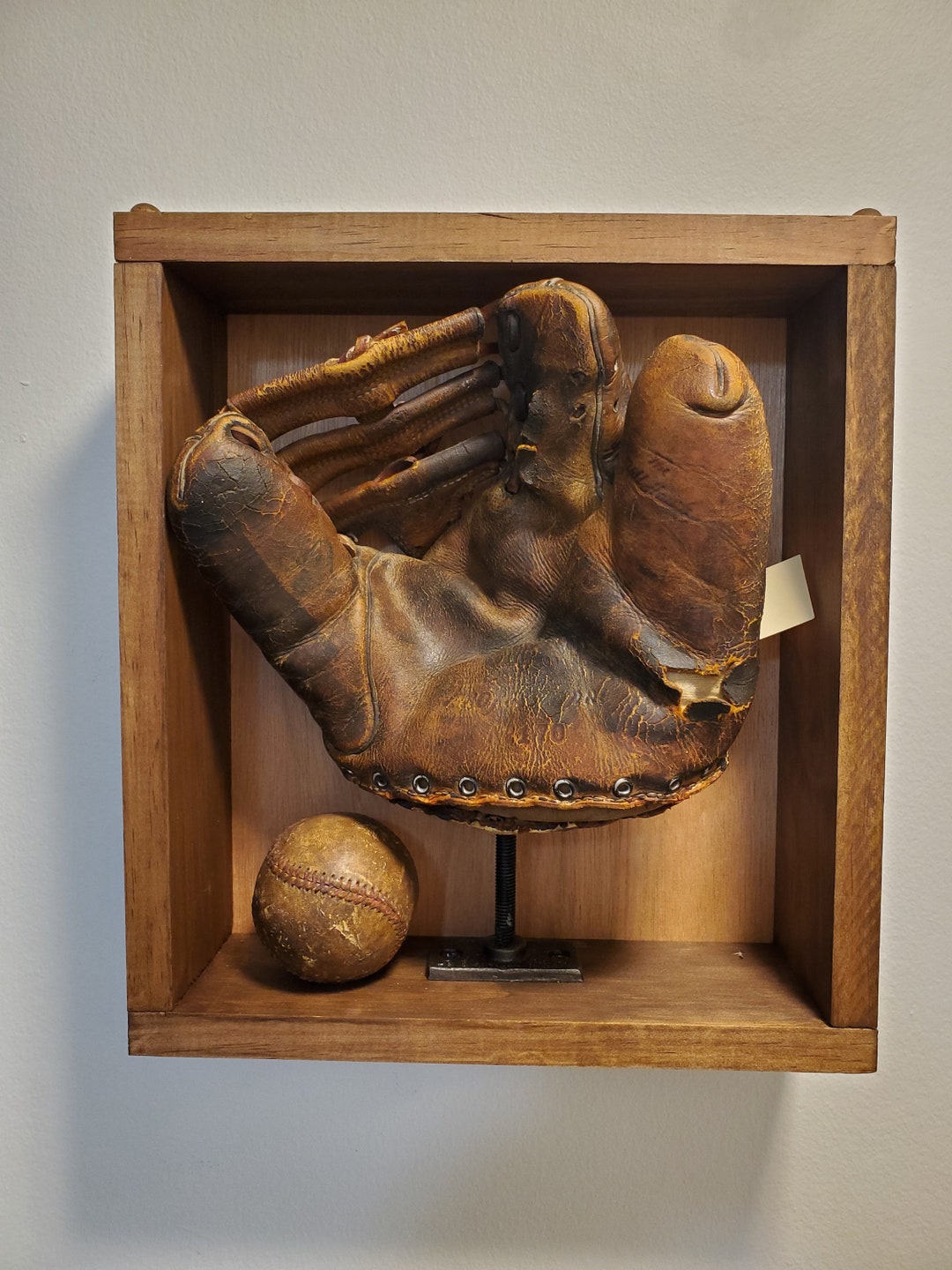 Vintage 1950s 3-finger Wilson ball Hawk Model in Display Shadowbox ...