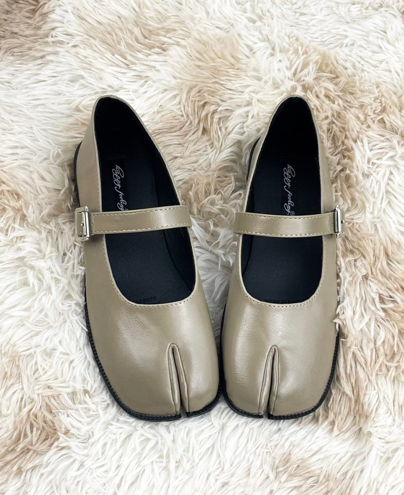 Black Split-toe Mary Janes, Tabi Split-toe Shoes, Women Tabi Ballet ...