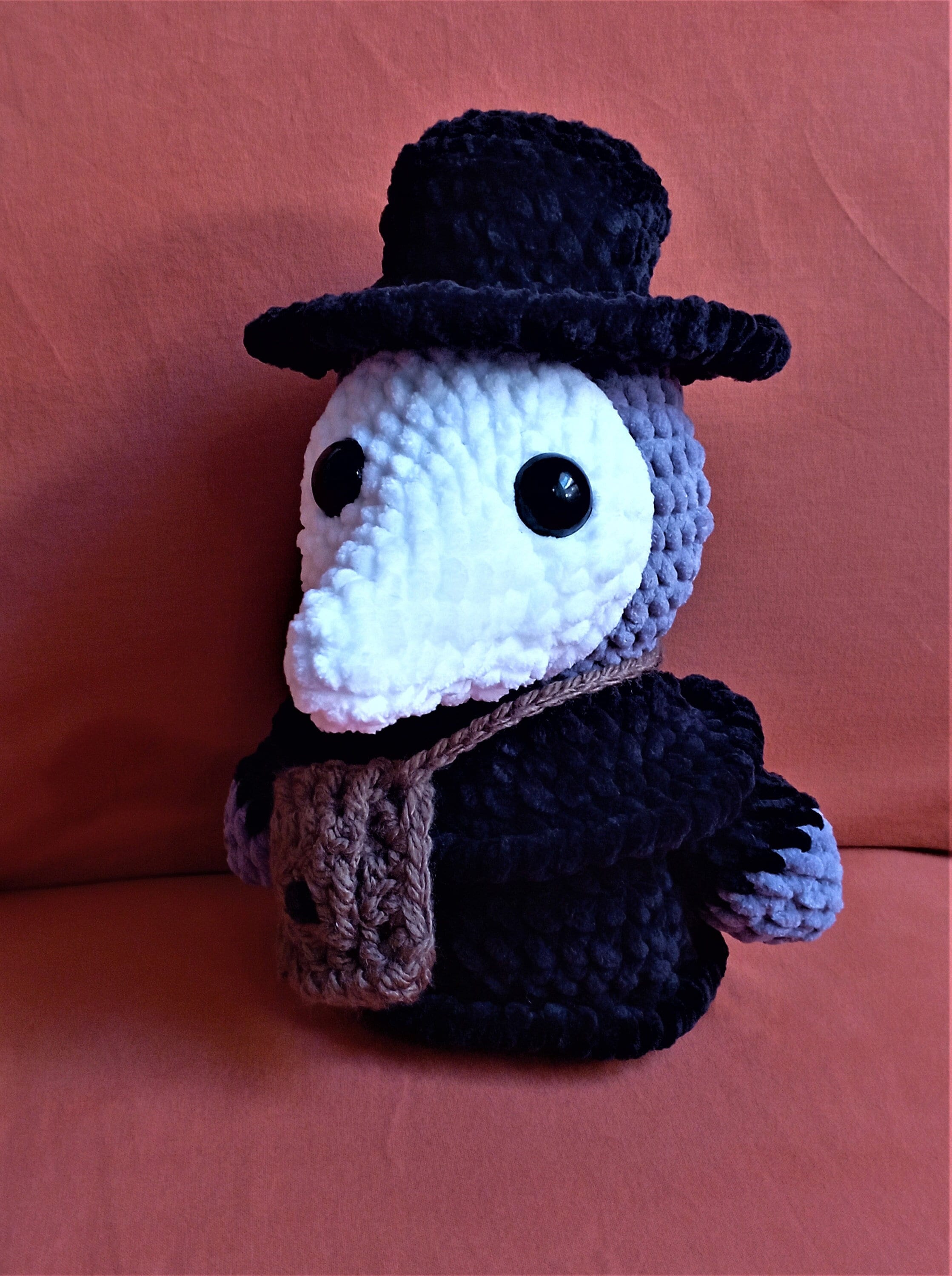 Cute Plague Doctor Crochet Plush Halloween, Medico Della Peste ...