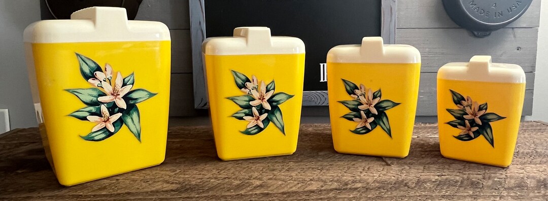 Vintage Plastic Nesting Canister Set - Etsy