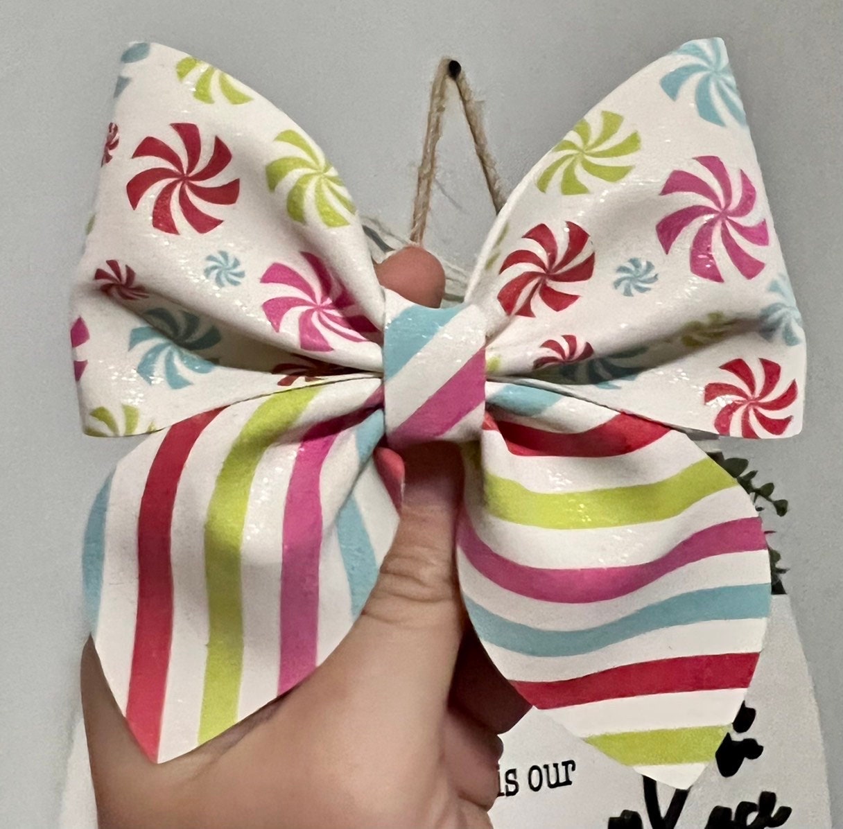 Peppermint Bow Christmas Bow Santa Girl Bow Pretty Bow - Etsy