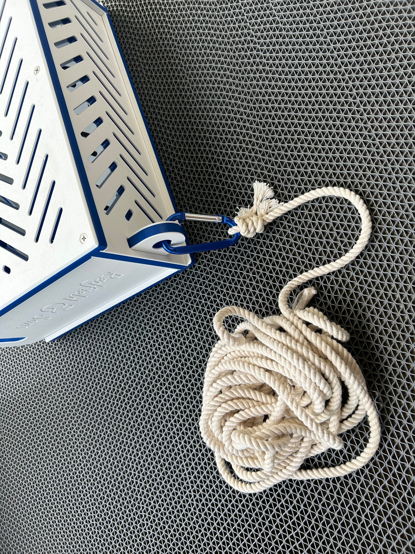 Chum Box | Chum Basket | Chum Dinger | Fishing Accessories | Fishing ...
