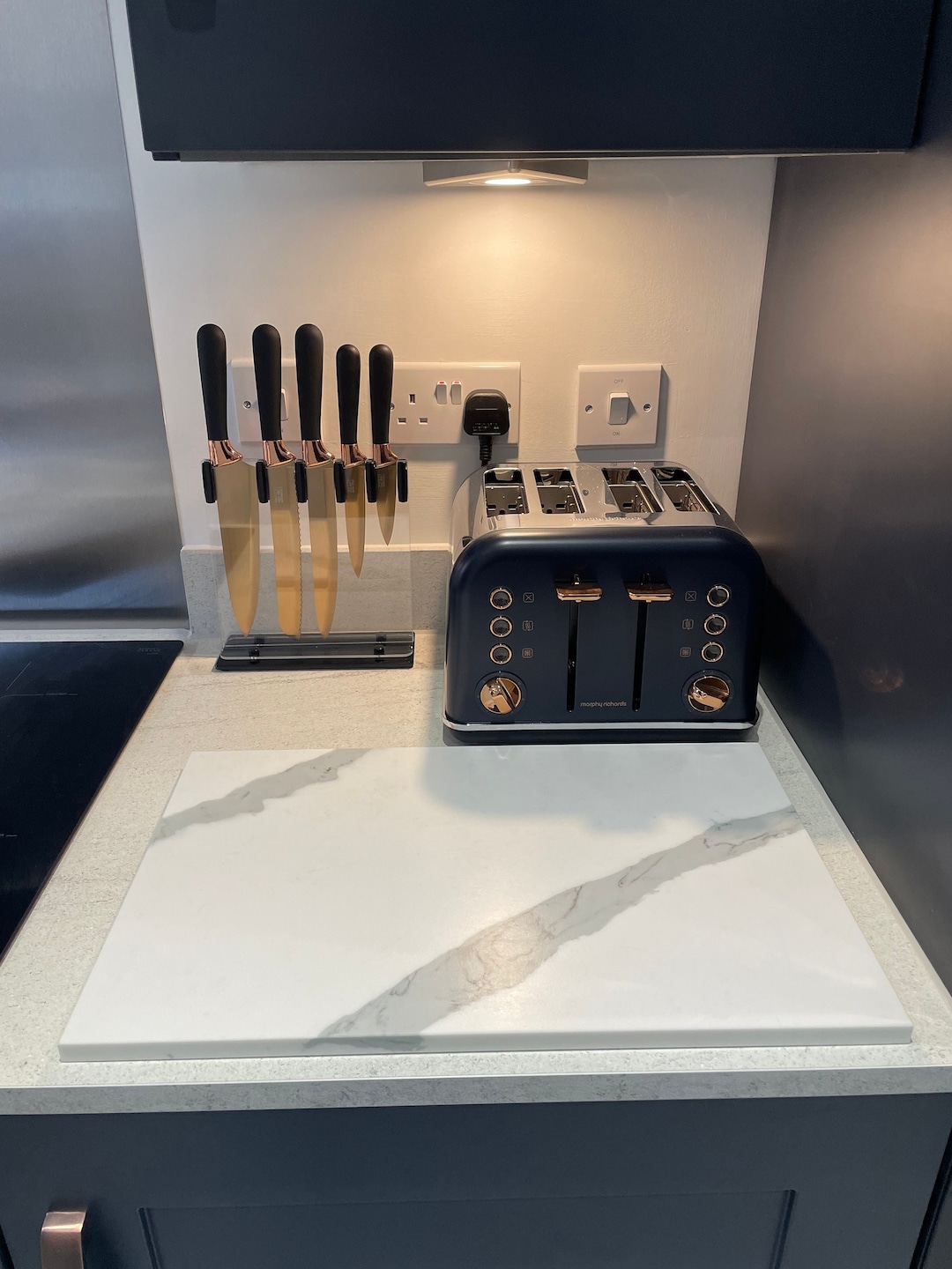 LUXURIOUS QUARTZ BOARDS Chopping / Cutting / Serving / Food Preparation ...