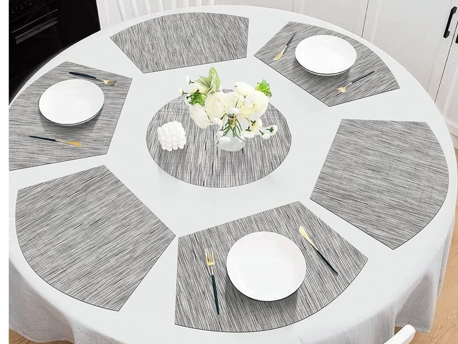 Round Table Placemats Set of 4 6 7 Wedge Placemat With - Etsy