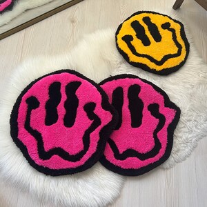 Trippy Smile Tufted Rug | Custom Smile Rug - Etsy