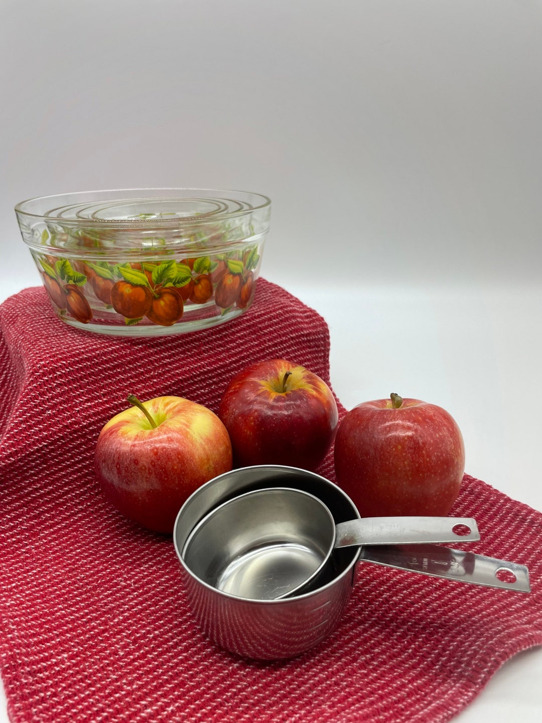 Vintage Apple Decal Mixing Bowls/storage Bowls - Etsy