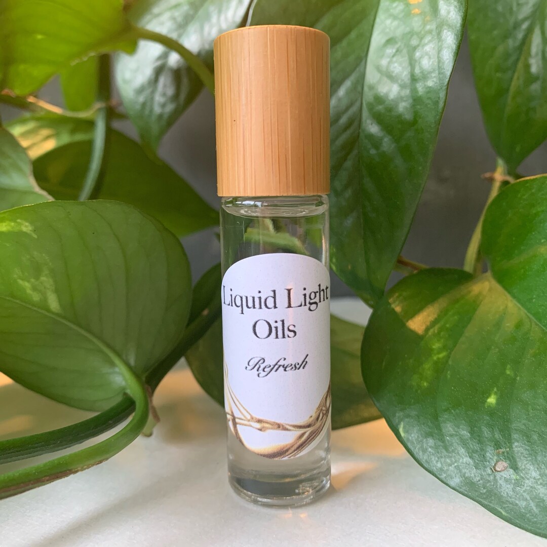 REFRESH Essential Oil Blend a Cooling and Invigorating Synergy of ...