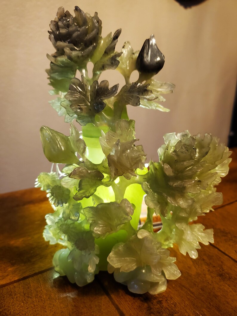 Stunning Antique Hand Carved 2 Piece Green Jade Stone Chinese Flower ...