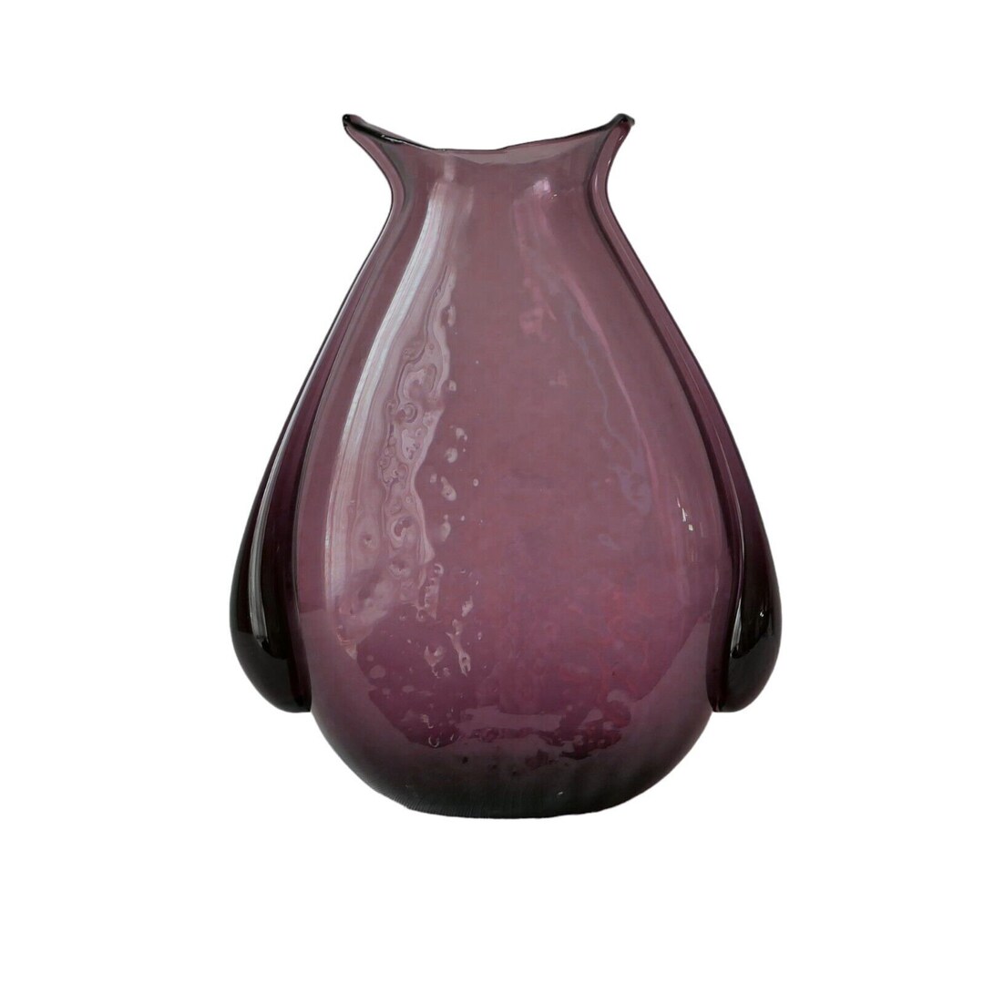 11.5" Blenko Pouch Vase #535 Amethyst With Applied Fins by Winslow ...