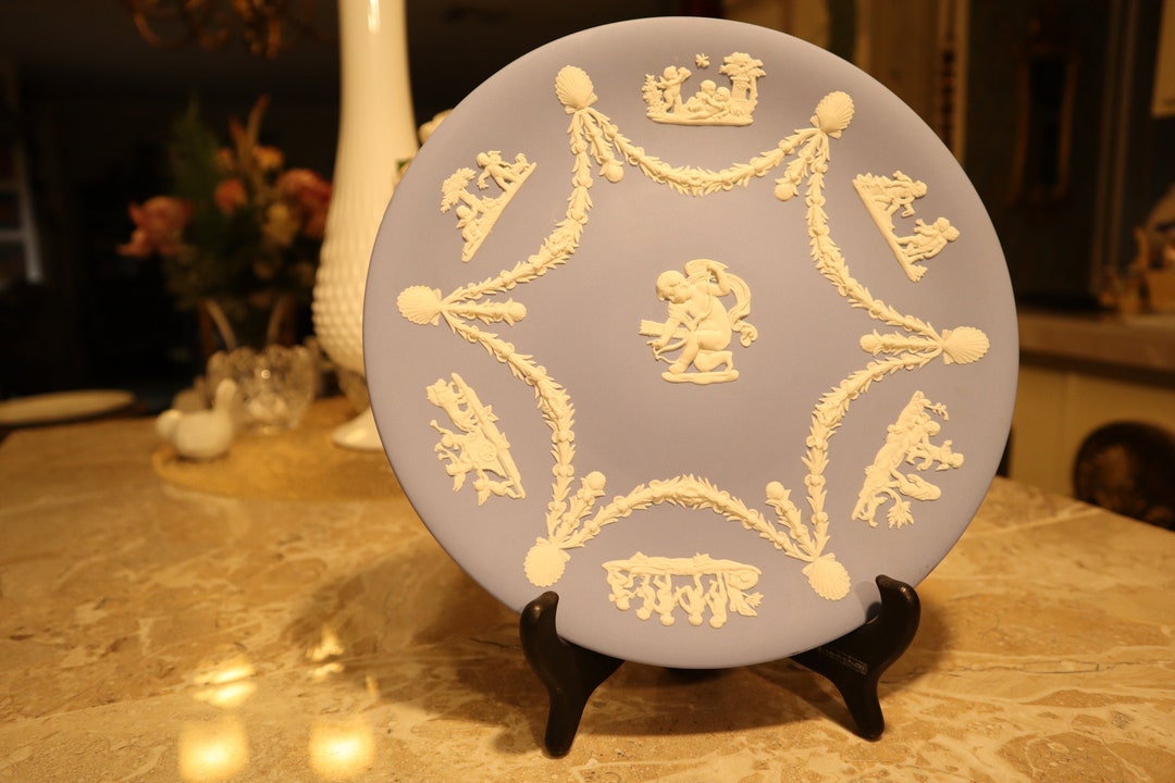 Vintage Blue Wedgwood Jasperware 9 Inch Plate - Etsy