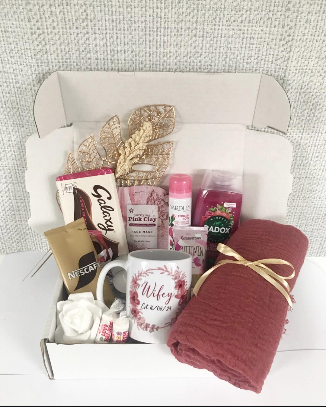 Luxury Hijab Hamper Islamic Daughter Sister Friend Eid Wife Gift Revert ...