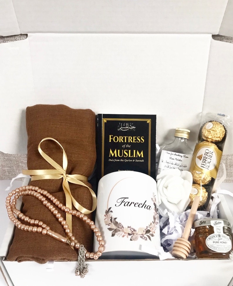 Luxury Hijab Hamper Islamic Mum Daughter Sister Friend Eid Wife Gift ...