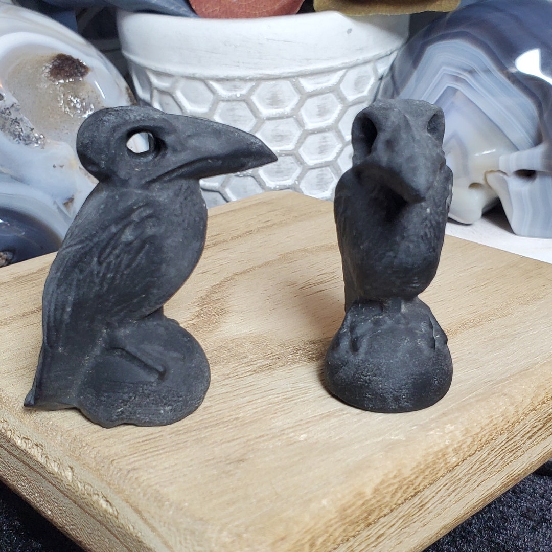 Matte Black Obsidian Raven Carving Spooky Raven Carving Spooky Carving ...