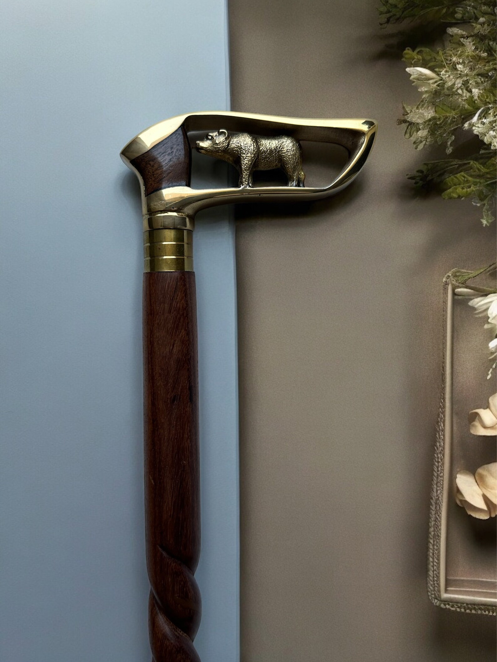 Artistic Brass Bear Walking Stick - A Beautiful Piece of Art - Finest ...
