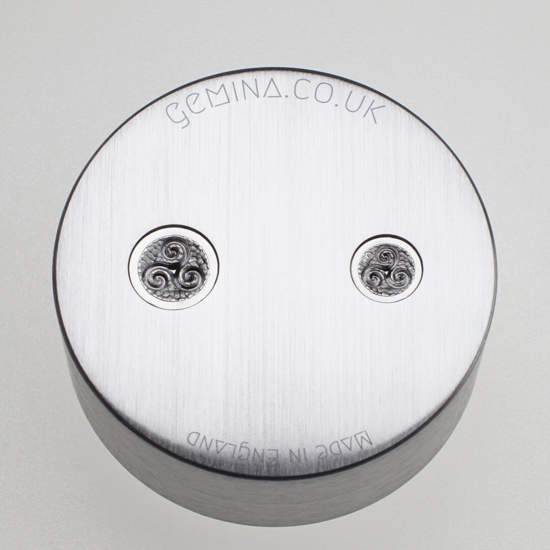 Gemina Triskele Duo Shot Plate | Steel Shot Plate | Jewellery Making ...
