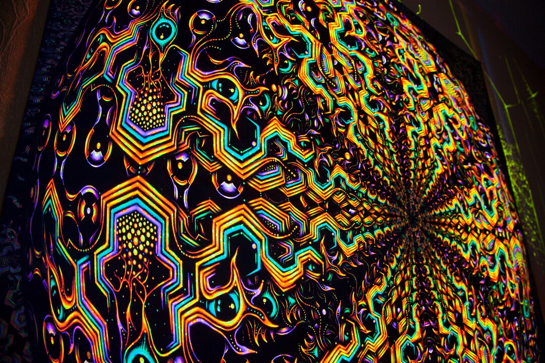 PSYCHEDELIC BACKDROP Escalated C Blacklight Trippy Tapestry - Etsy UK