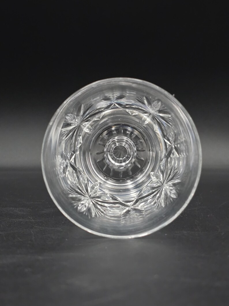 Vintage Cut Crystal Wine Glass – 300ml, Knopped Stem, Star-cut Base ...