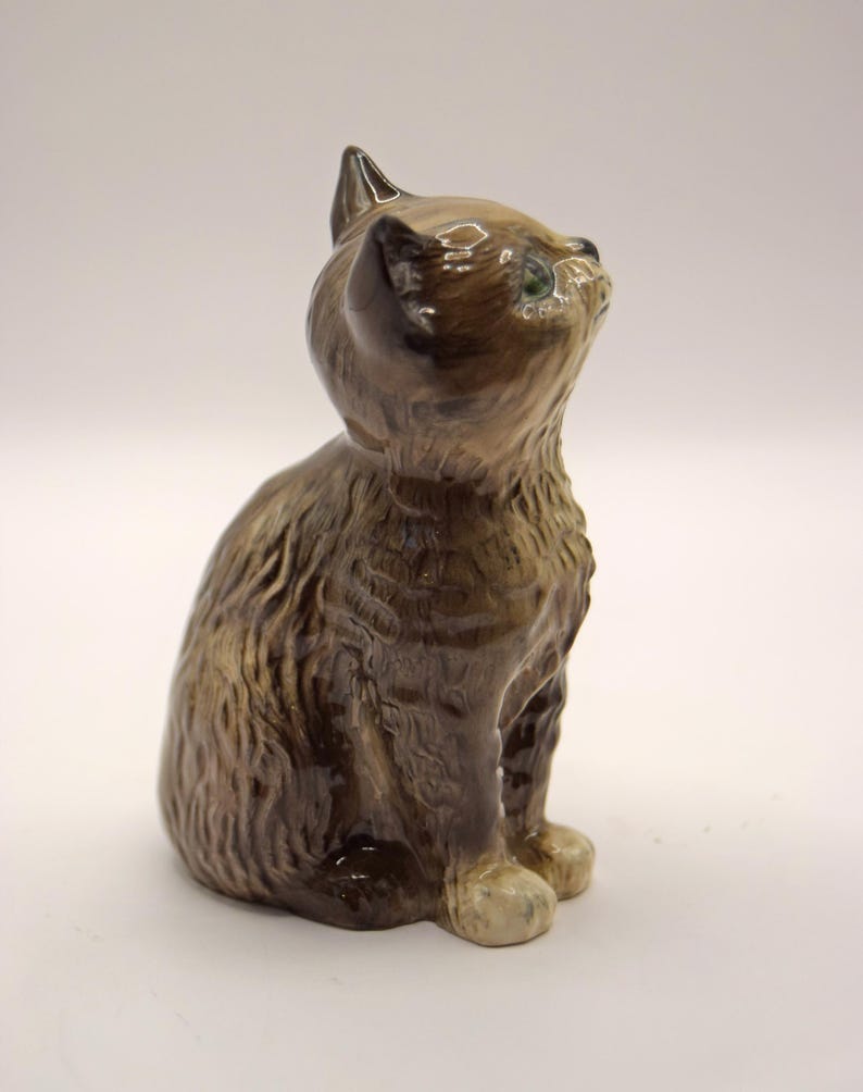 Vintage Royal Doulton Cat Figurine (discontinued) - Etsy