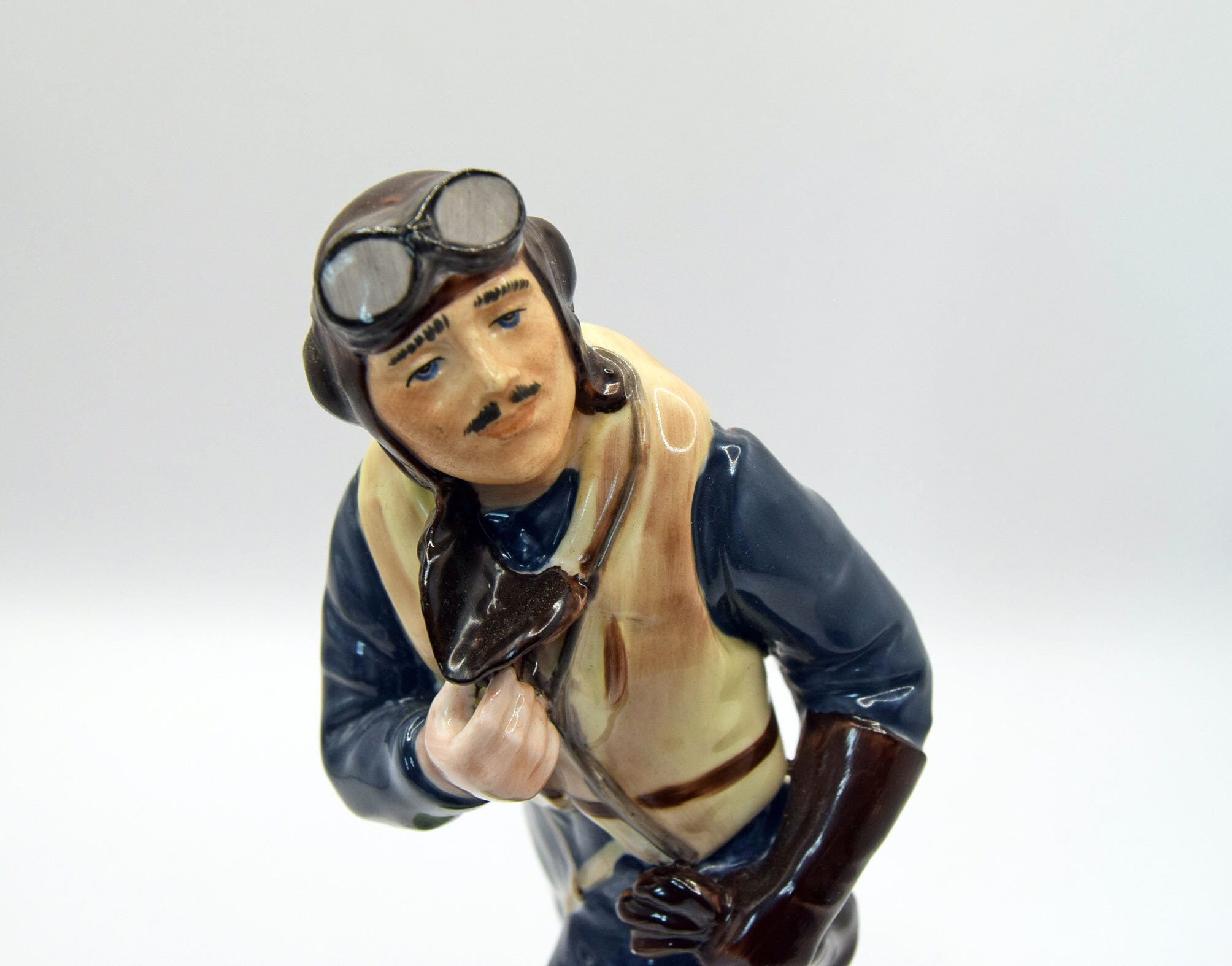 Rare Coalport RAF Airman From the King and Country Collection. Limited ...