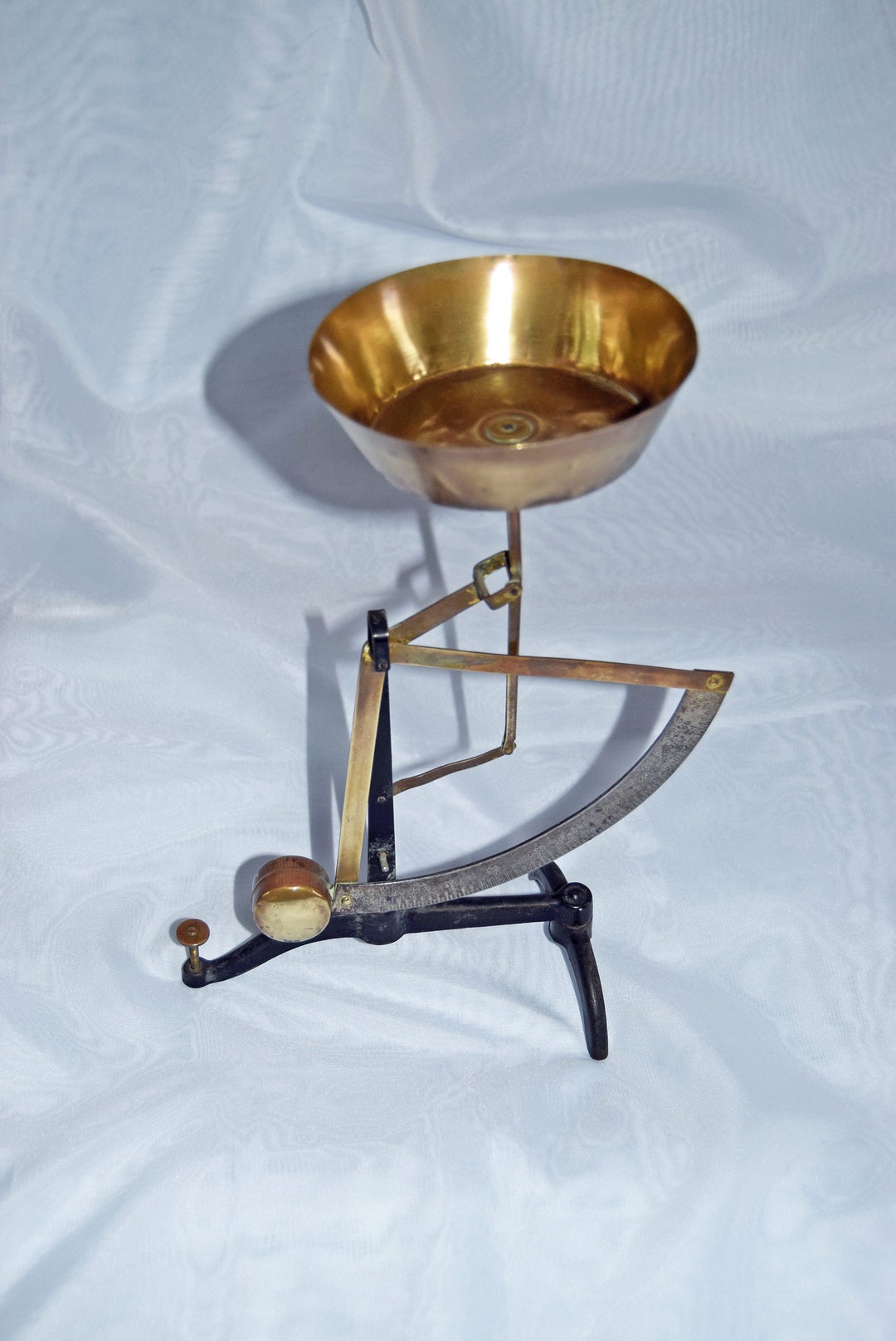 Vintage Brass Pendulum Scales Postal Apothecary Spice Pharmacy Weighing ...