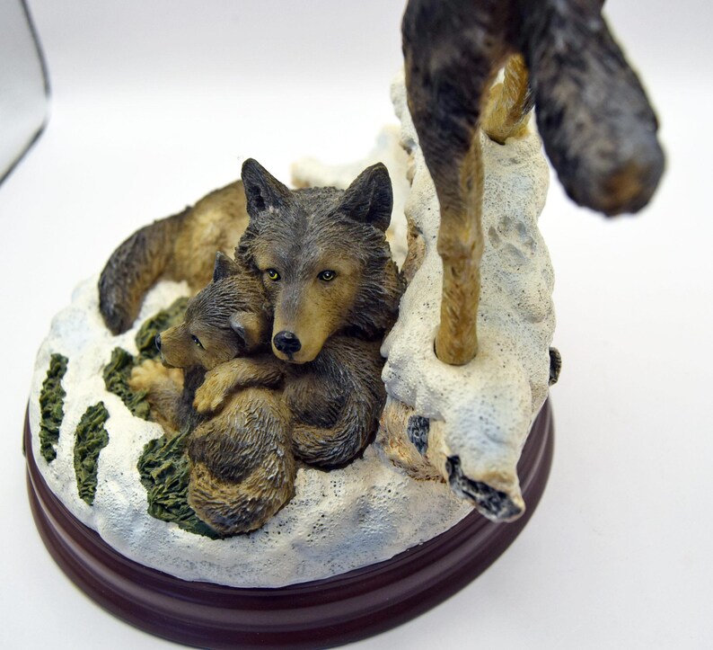 Wolf Figurine Sculpture 'winter Majesty' Protectors of the Pack Wolves ...