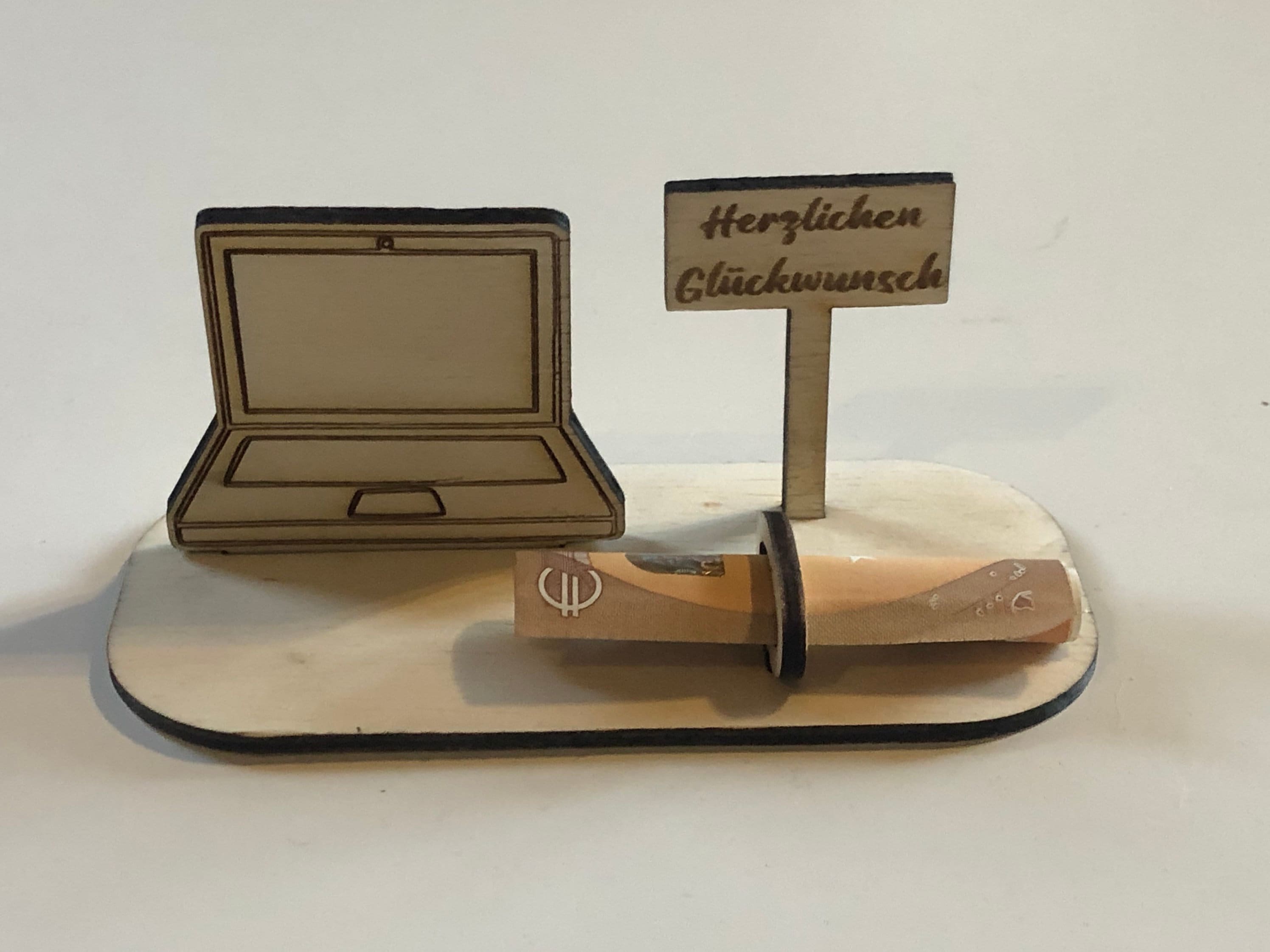 Geldgeschenk Laptop Wunschname möglich Geschenke aus Holz Geldgeschenke ...