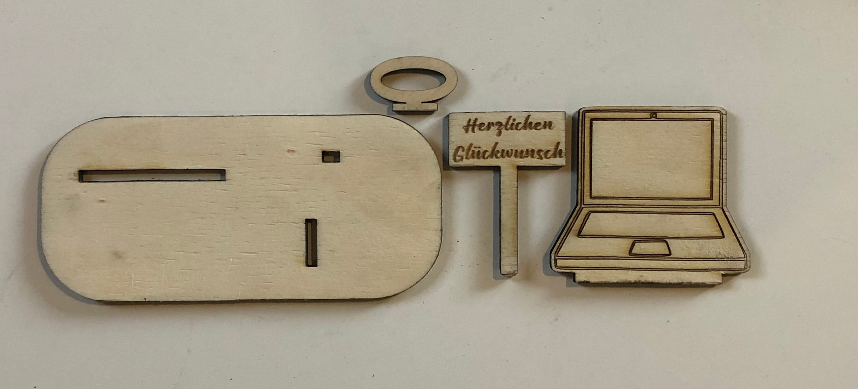 Geldgeschenk Laptop Wunschname möglich Geschenke aus Holz Geldgeschenke ...