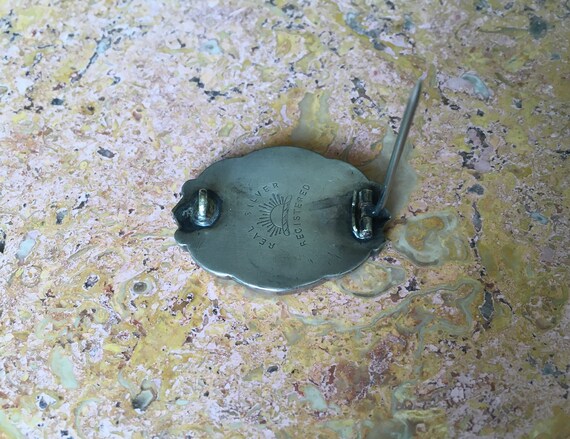 Sterling Silver Victorian Embossed Brooch with Bird &… - Gem