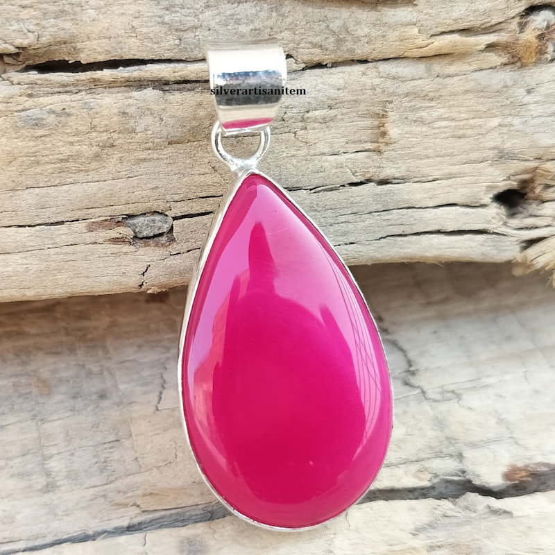 Hot Pink Pendant - Etsy