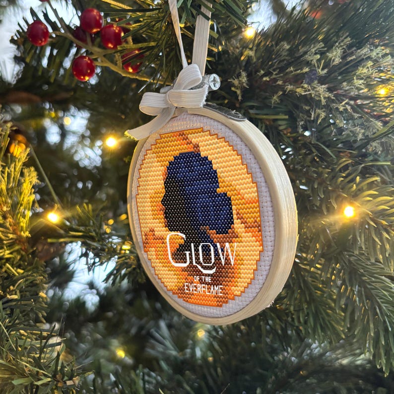 Glow of the Everflame (kindred's Curse Saga) - Book Cover + Ornament ...